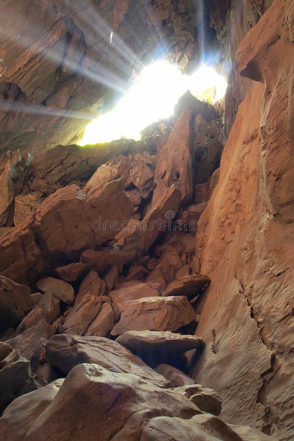 Sun beam in cave stock image. Image of site, geologic - 185709823