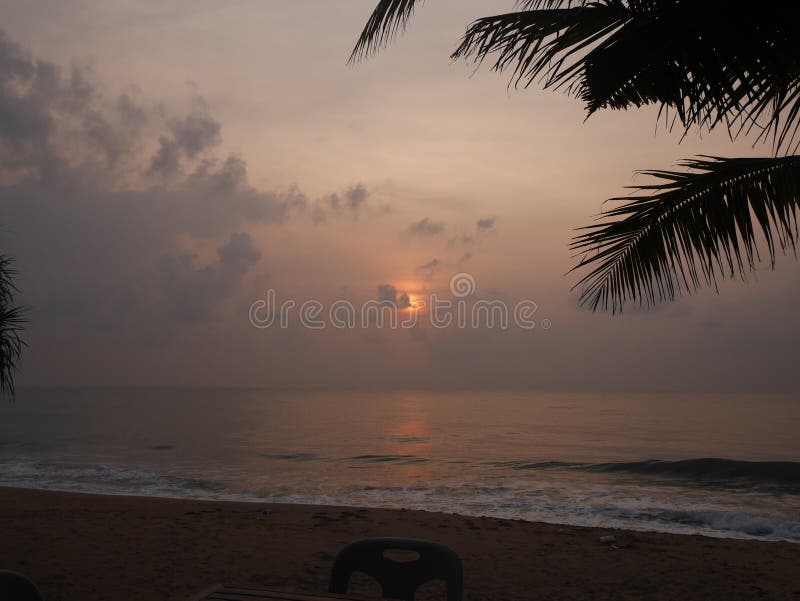 Sky Bright Wave Water Cloud Sun Stock Photo - Image of water, white ...