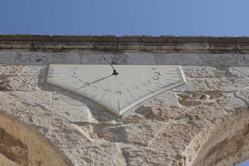 Sun Clock Infront of Dome of Rock in the Temple Mount in Jerusalem ...