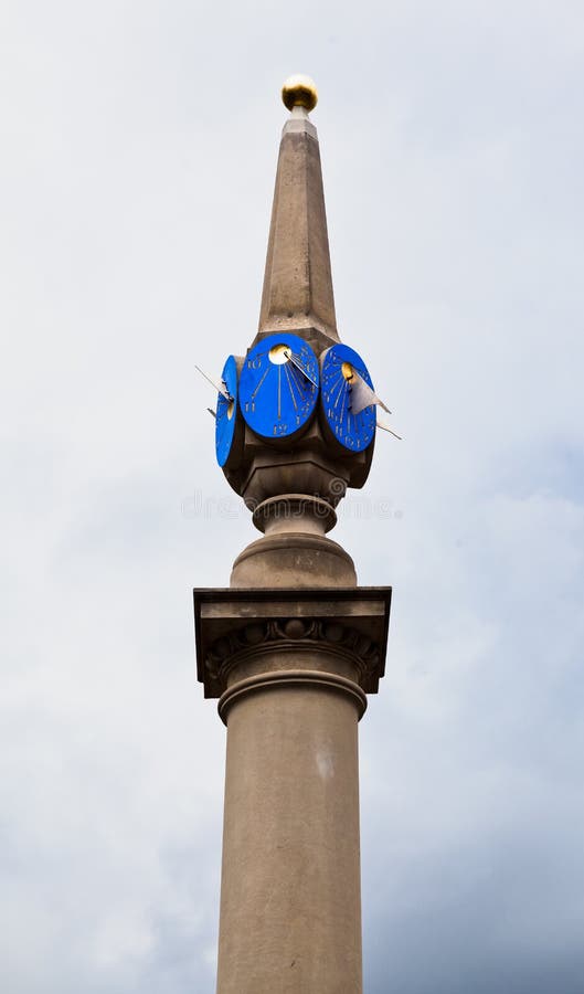 Sun Dial at Seven Dials Plaza London England Stock Image - Image of ...