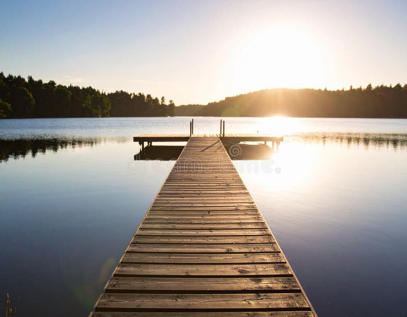 Single Small Boat Dock Stock Illustrations – 16 Single Small Boat Dock ...