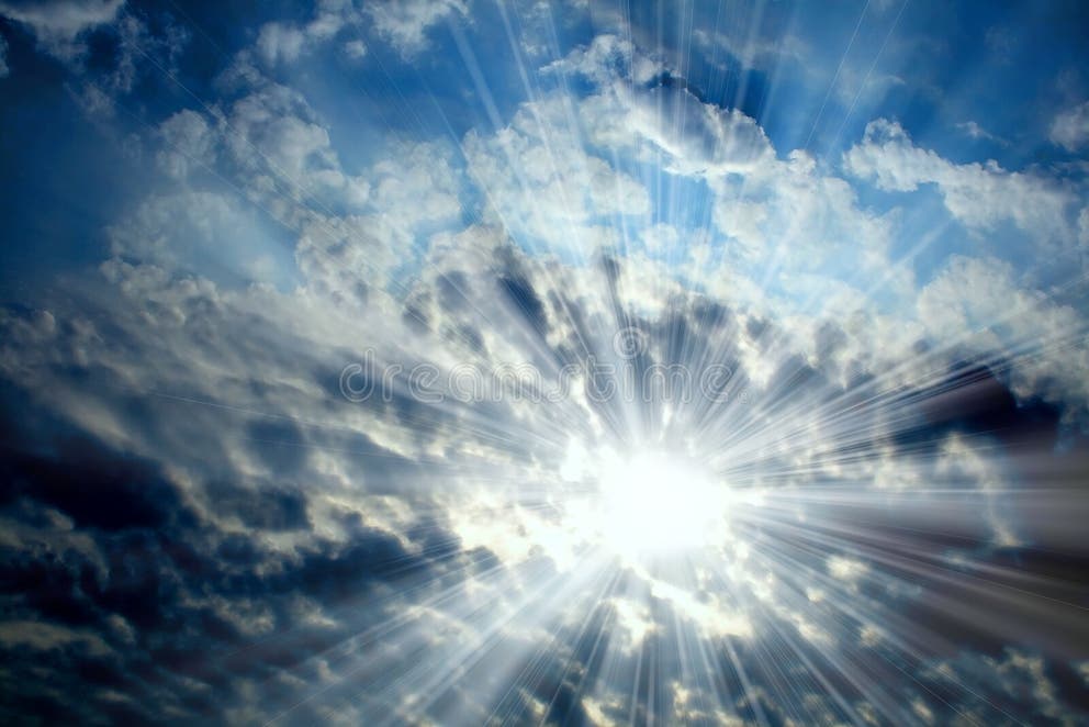 Sun en el cielo azul foto de archivo. Imagen de espiritual - 31646788