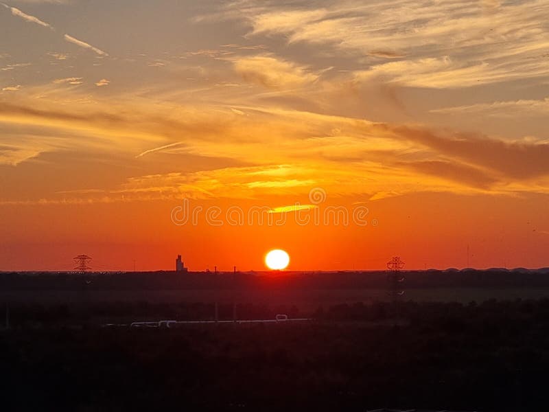 Before Sun Goes Down with Nice Combination Sun Sky Cloud and Horizon ...