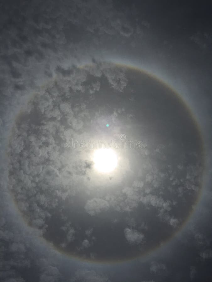 Sun halo stock image. Image of background, refraction - 89111711