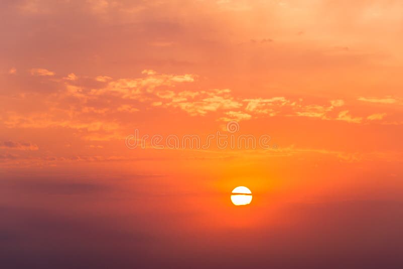 Sun Haze High Clouds Color Landscape Imagem de Stock - Imagem de ...