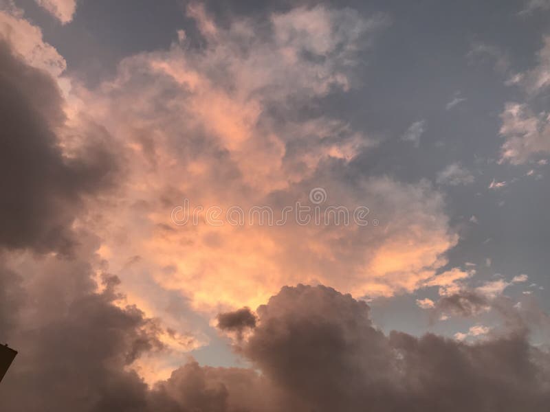The Sun Hide between the Clouds Stock Image - Image of cloud, view: 264684297
