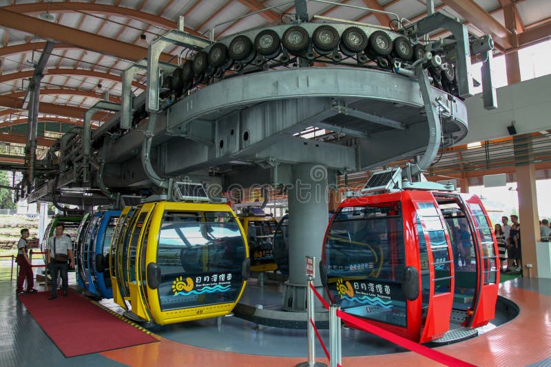 Sun Moon Lake,taiwan-October 13 ,2018:cable Car Stop at Final Ropeway ...