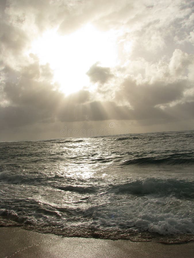 Sun over ocean stock image. Image of waves, hawaii, coast - 3997903