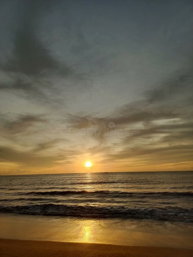 Sun Reflection in Beach Go To the Water Stock Photo - Image of coast ...