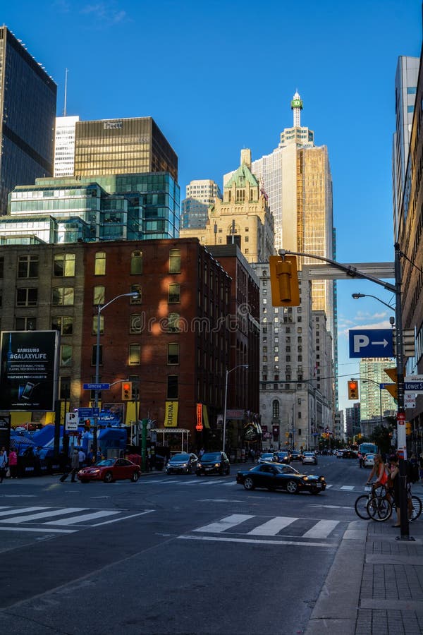 Sun reflection in windows editorial photo. Image of architecture - 96062531