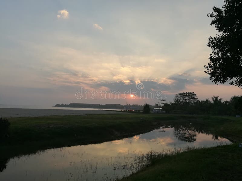 Sun Rise in the East stock image. Image of matahari - 131153609