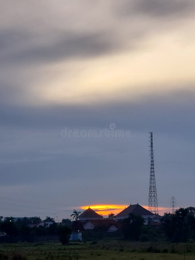 The Sun Rises from the Horizon Stock Image - Image of panoramic, rises ...