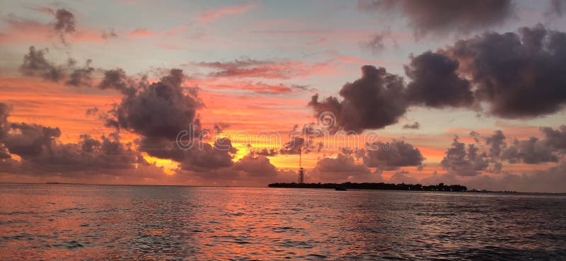 Sun Rises Sunlight Beach Maldives Stock Image - Image of dawn, rises ...