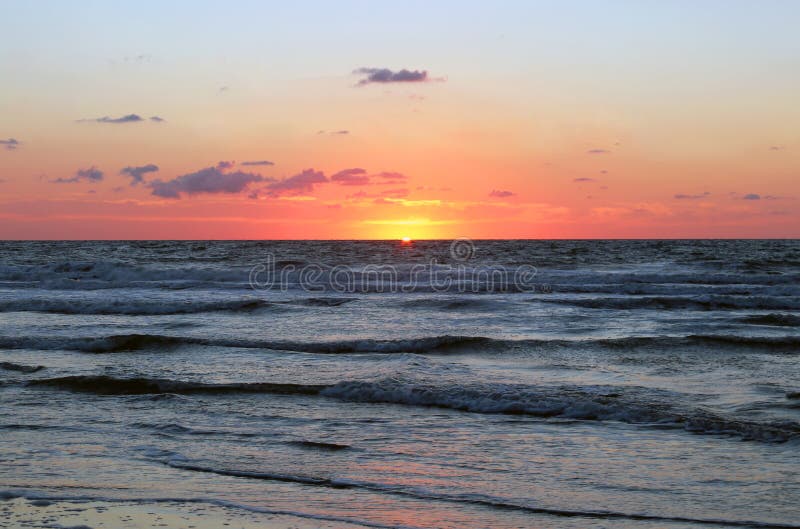 The Sun Rising Over the Ocean Stock Image - Image of gray, morning ...