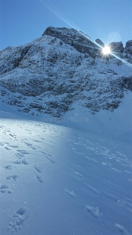 Sun between the rocks stock photo. Image of shadows, footsteps - 68949512