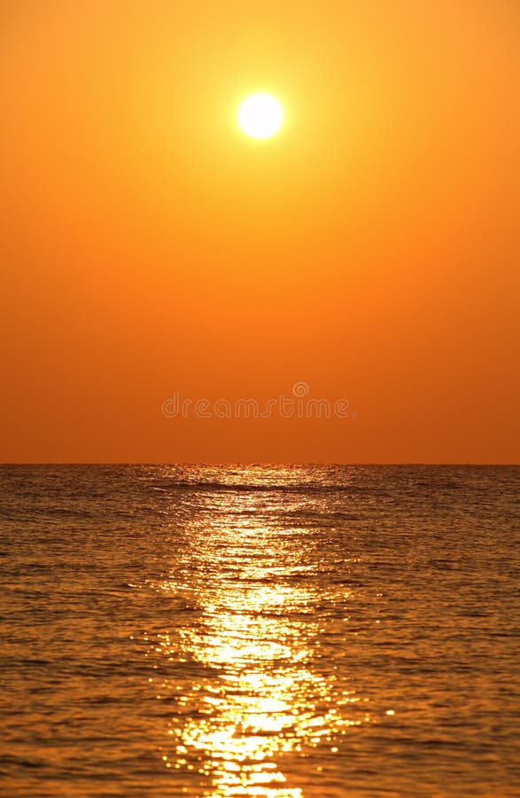Sun sets over horizon stock image. Image of star, repulse - 17888979