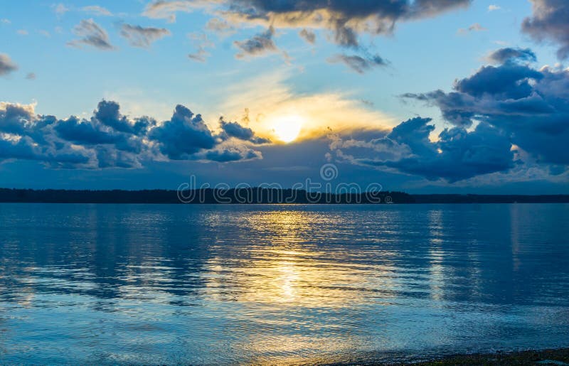 Cloudy Setting Sun 4 stock photo. Image of state, washington - 260525060