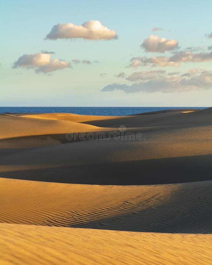 Sun Setting on the Dunes of the Desert of Maspalomas, Gran Canaria ...