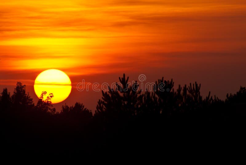 Sun Setting in a Smoky Western Sky Stock Image - Image of nature ...