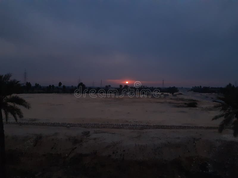 Sun view set stock image. Image of reflection, ocean - 180441667