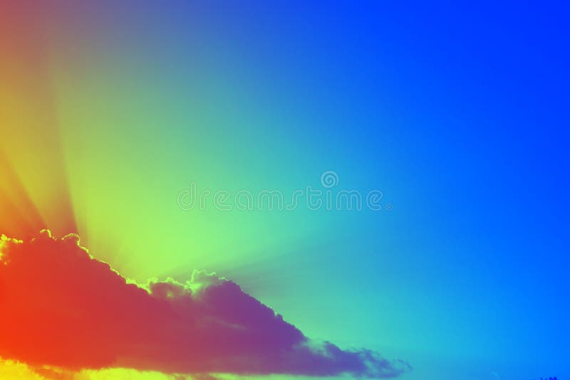 Sunbeams Above the Clouds. Sun Shining through the Clouds with Sunbeams ...