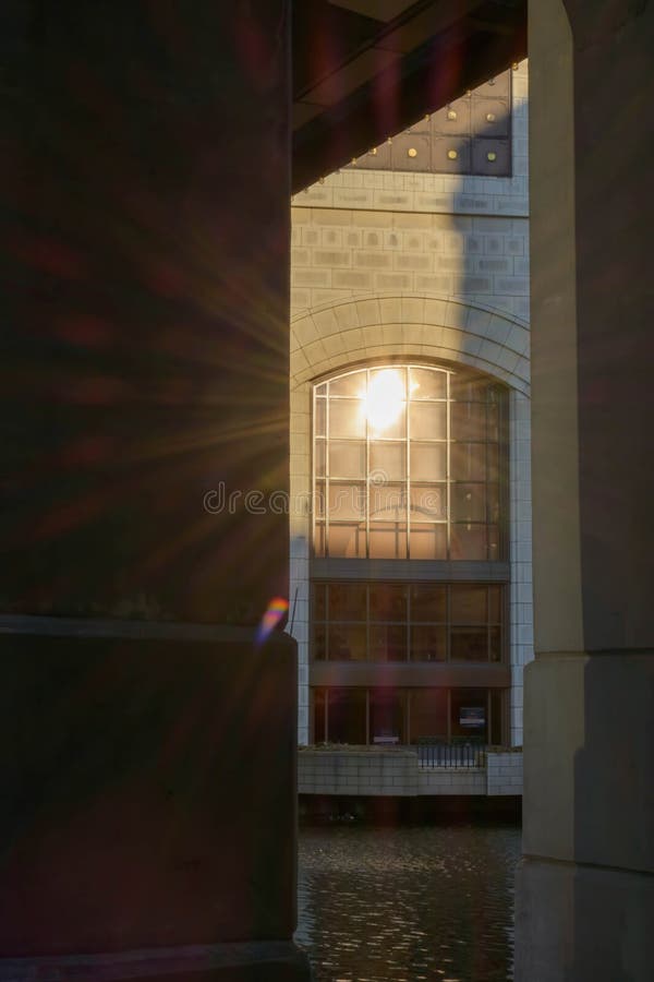 159 Sun Reflecting Off Building Stock Photos - Free & Royalty-Free ...