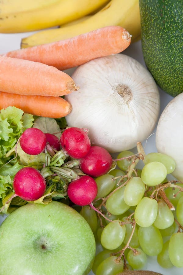 Sund mat arkivfoto. Bild av hälsa, äpple, morot, näring - 13402376