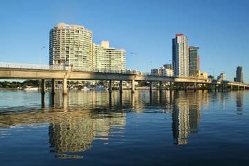 Sundale Bridge Gold Coast stock image. Image of ocean - 5142559