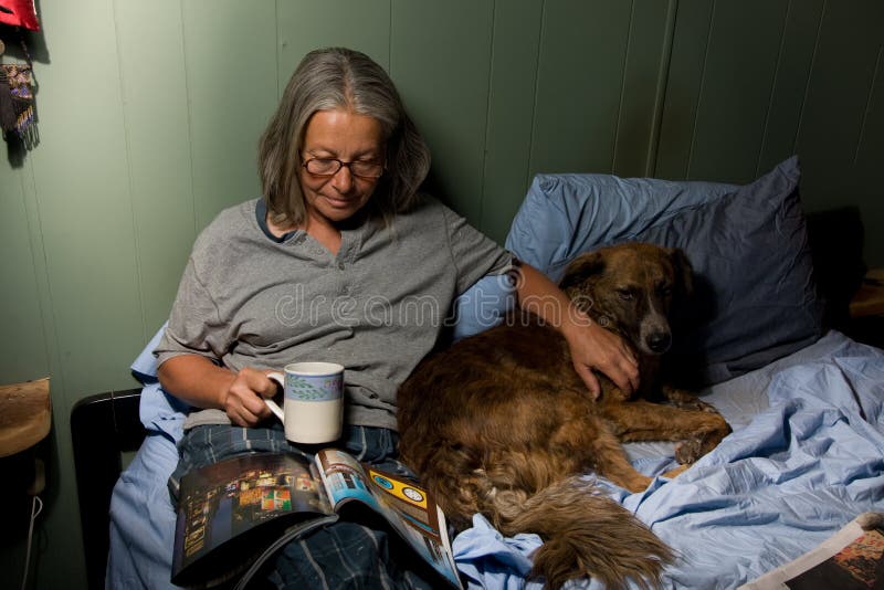 Sunday morning in bed stock image. Image of sunday, reading - 5852127