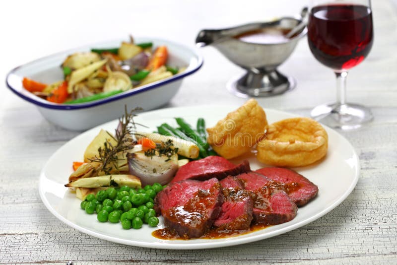 Sunday roast dinner stock photo. Image of carrot, potatoes - 132433606
