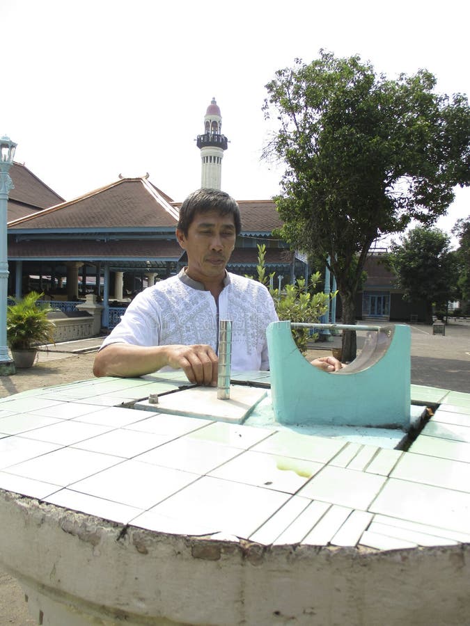 Sundial editorial stock image. Image of central, curators - 72658064