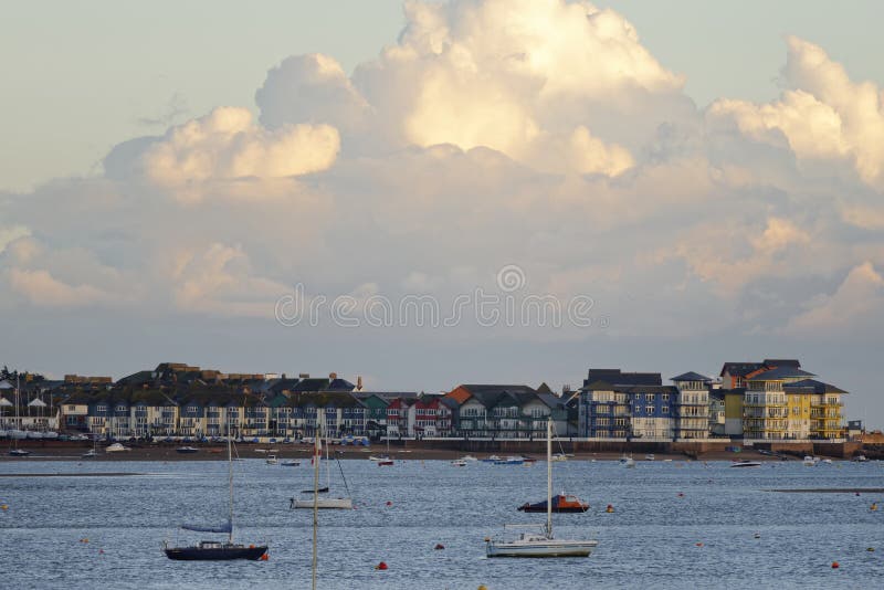 Starcross Evening, Exmouth, Devon: Low Tide, Sunset. Cloudscape Horizon ...