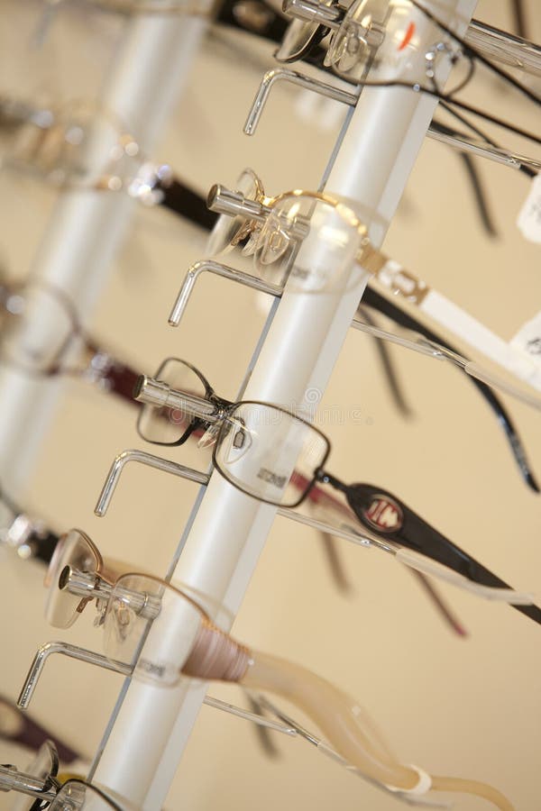 Sunglasses store editorial photography. Image of pick - 47238392