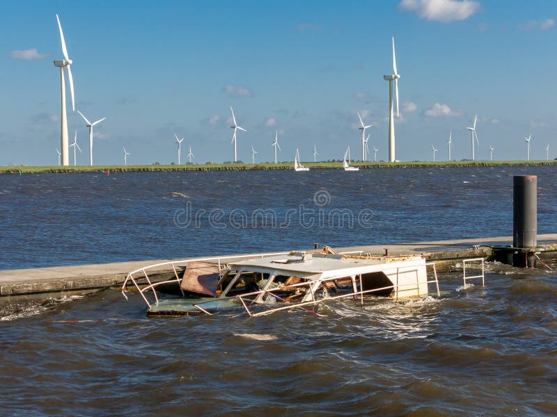 Sunken boat editorial stock photo. Image of lake, accident - 48557583