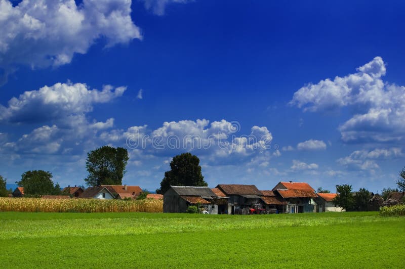 Sunlight on farms stock image. Image of house, farmhouse - 6221963