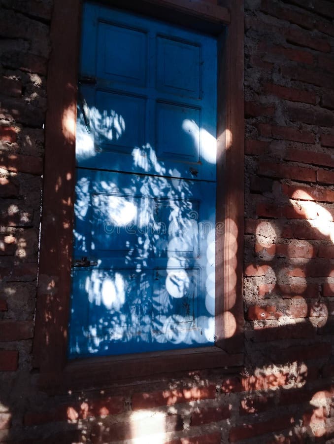 Sunlight Shines through the Windows Inside the House through the Gaps ...