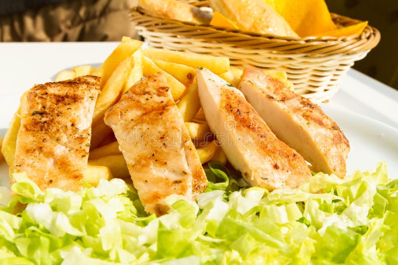 Sunny Chicken imagen de archivo. Imagen de aperitivo - 84748325