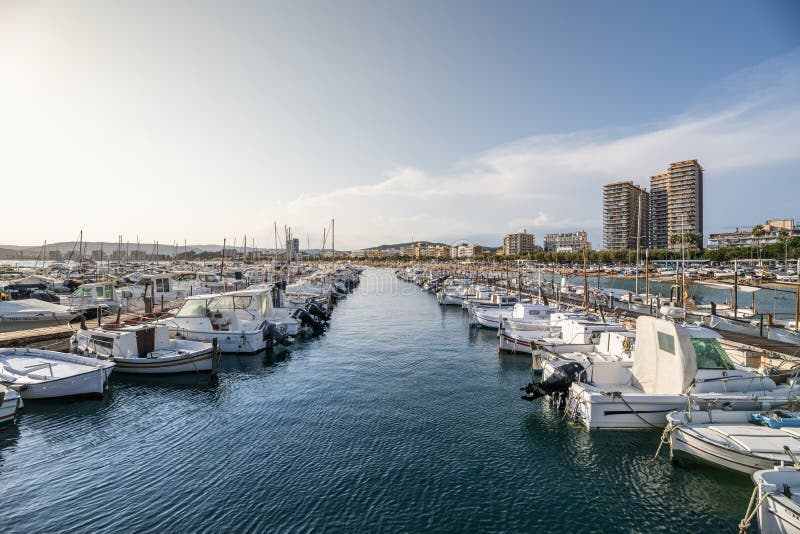 Sunny day at the port editorial photo. Image of boats - 200107226