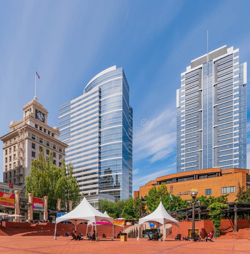 Sunny Exterior View of the Downtown Cityscape Editorial Stock Image ...