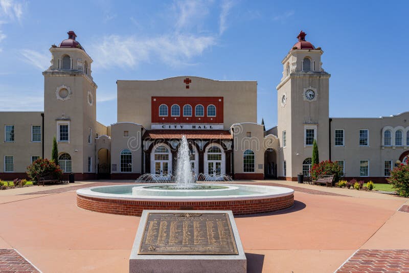 Sunny Exterior View of the Ponca City City Hall Editorial Photo - Image ...
