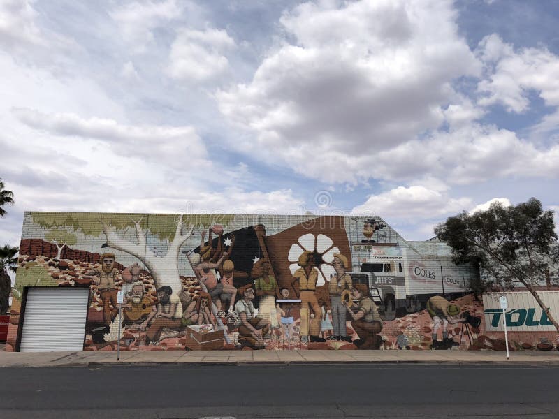 Sunny Say in Alice Spring, Australia Editorial Image - Image of ...