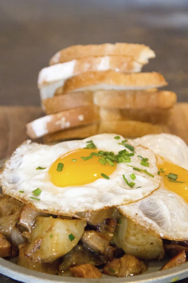 Sunny Side Up Eggs Breakfast Stock Image - Image of healthy, meal: 83233555