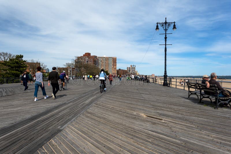 Sunny Spring Day on the Beach Editorial Image - Image of city, brooklyn ...