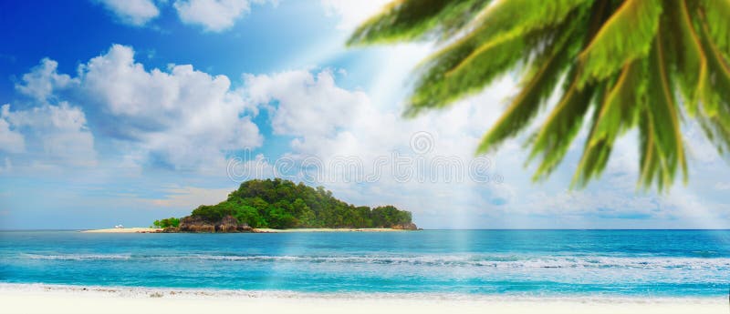 Sunny Tropical Beach On The Island Stock Photo - Image: 29038398