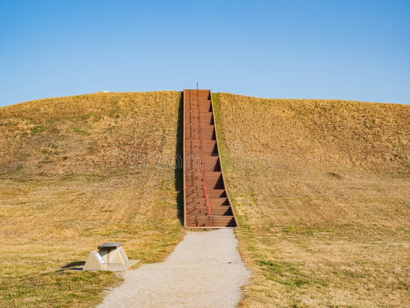 Sunny View of the Cahokia Mounds State Historic Site Stock Image ...