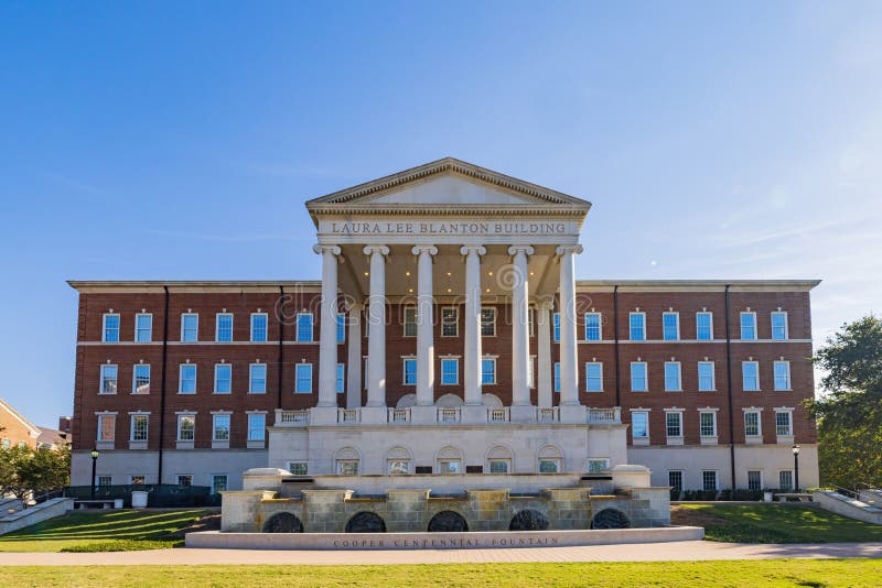 Sunny View of the Southern Methodist University Editorial Photography ...