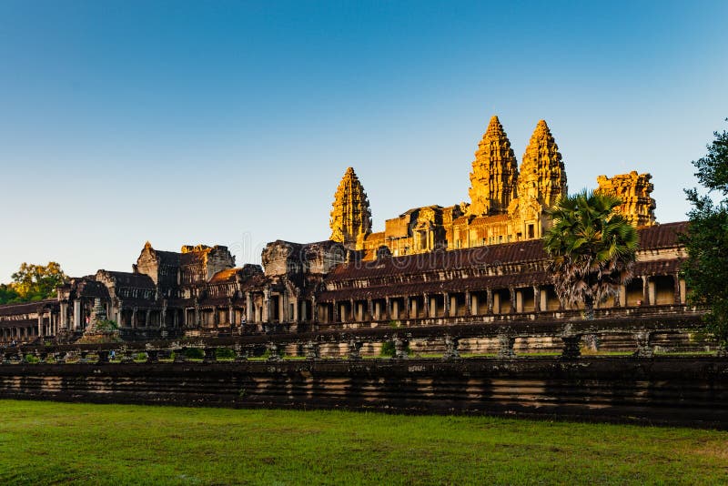 Golden Angkor Wat stock image. Image of destination - 129748013