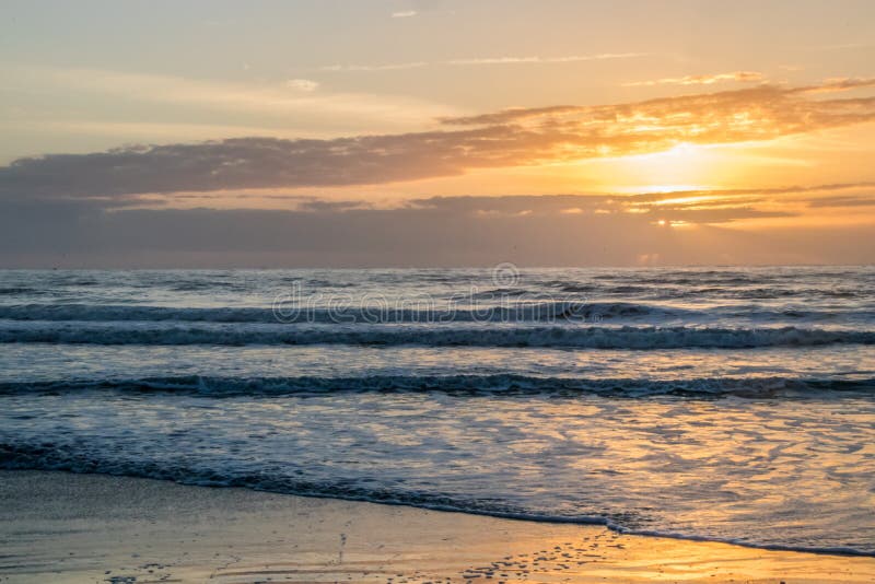 Sunrise at Butler Beach at Bryn Mar Ocean Resort Stock Photo - Image of ...