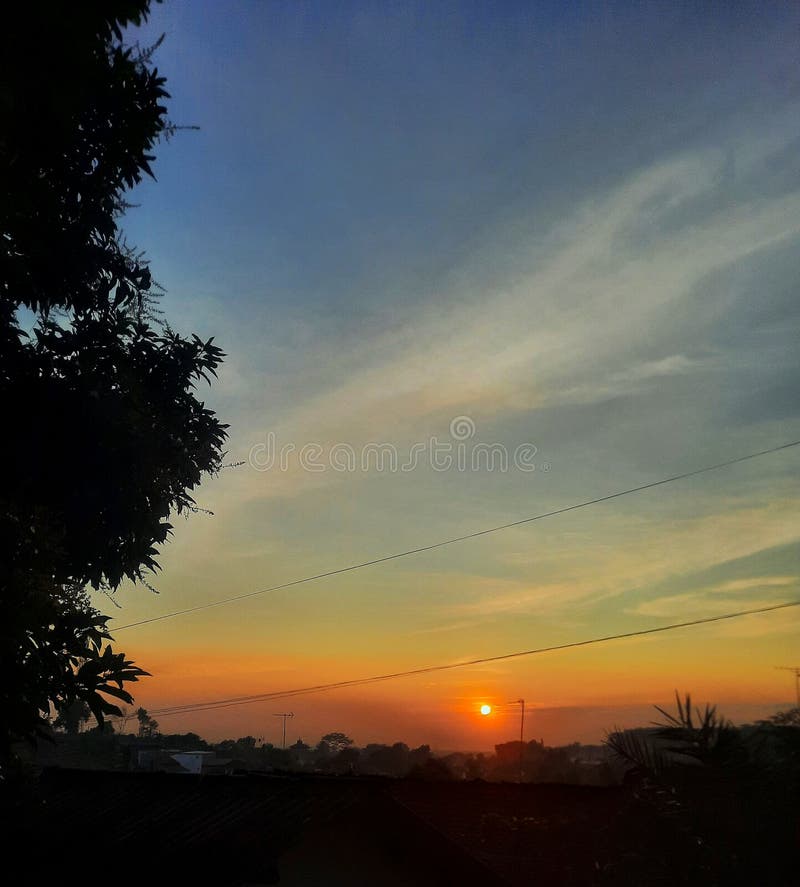 Sunrise from the Eastern Horizon Stock Image - Image of sunlight ...