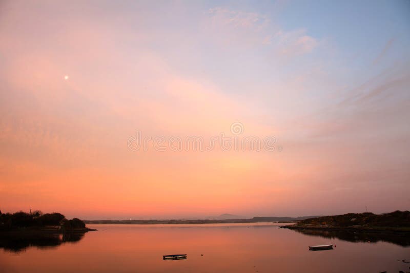 Sunrise at Four Mile Bridge Stock Image - Image of water, north: 22438147